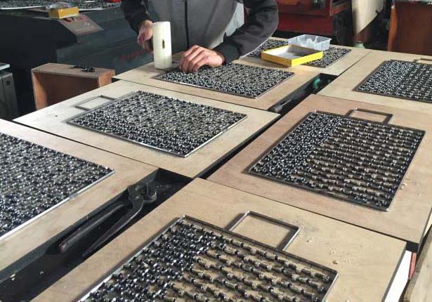 JIGSCUT CUTTING DIES